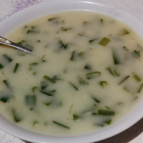 Hagymaleves egyszerűen - LevesReceptek.hu